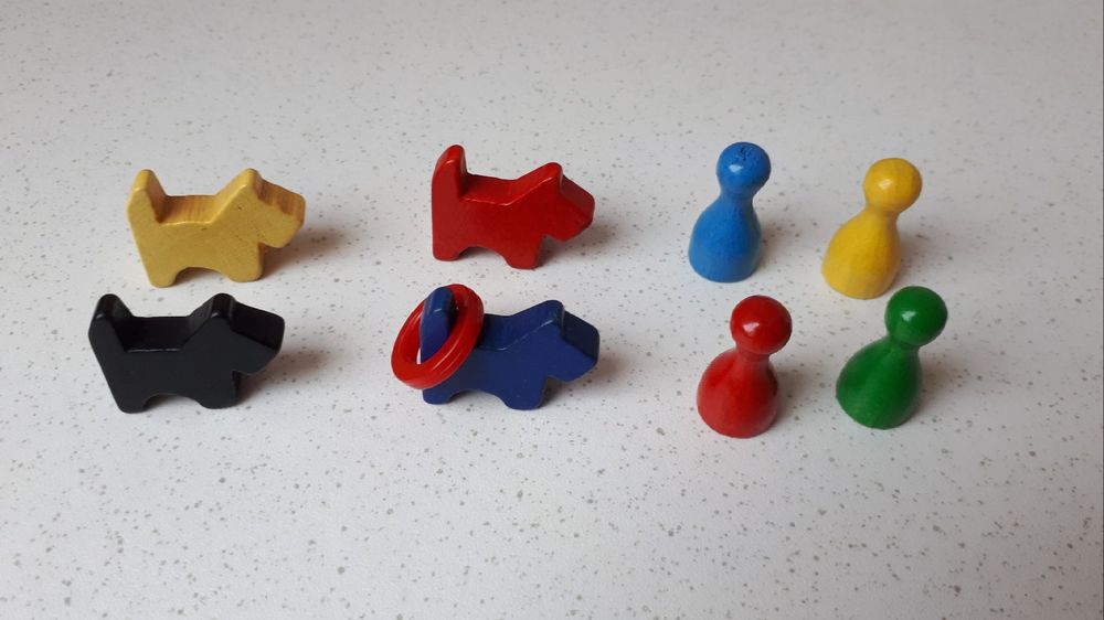 8 Spielfiguren aus Holz für verschiedene Brettspiele (Gebraucht) in ...