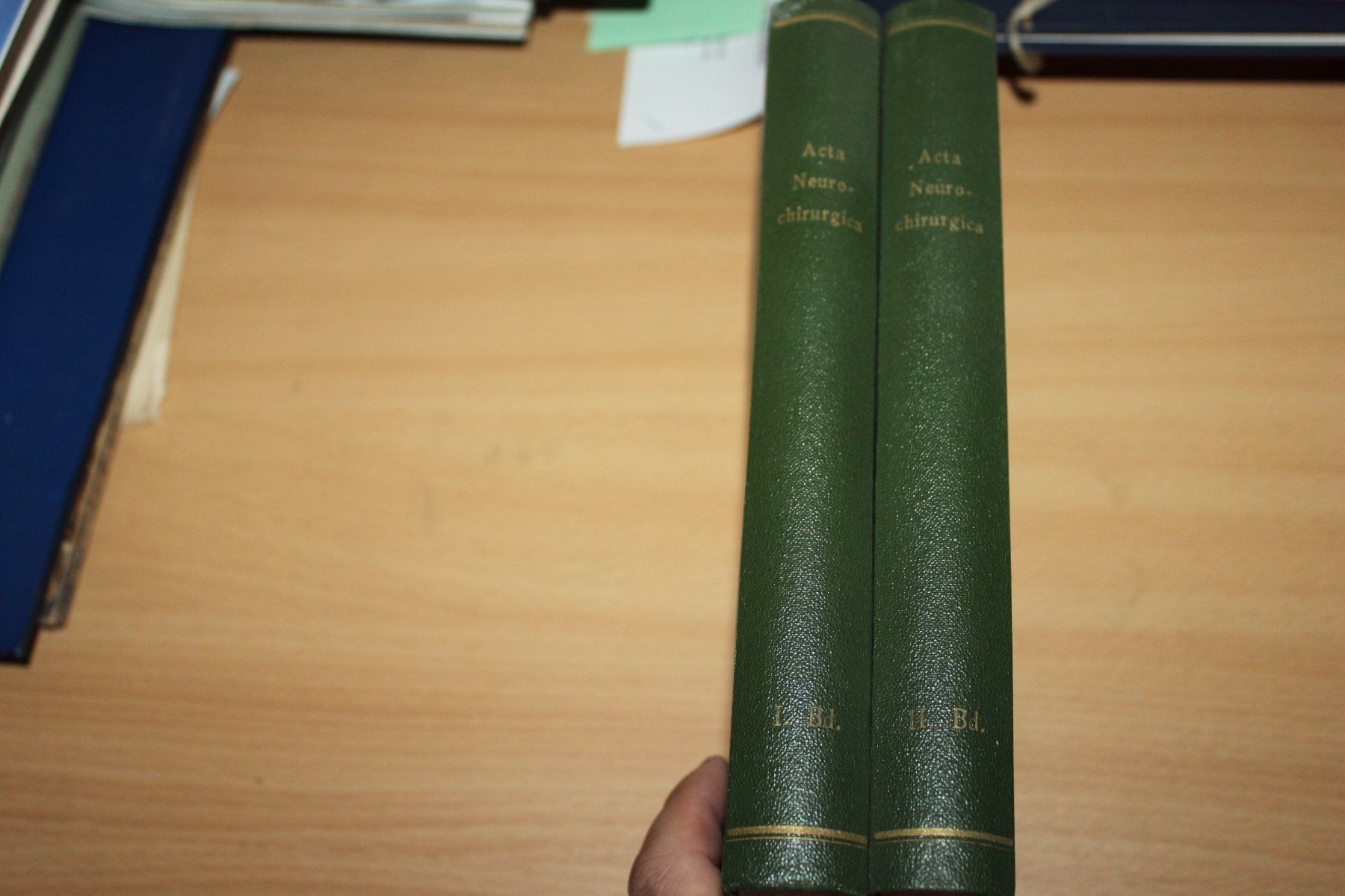 Acta Neurochirurgica I. + II. Band-Mario Milletti/W.Sorgo (Gebraucht ...