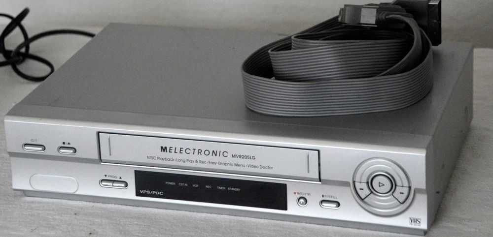 Videorecorder VHS Melectronic MVR205LG magnétoscope (Gebraucht) in Collonges für CHF 60 – mit ...