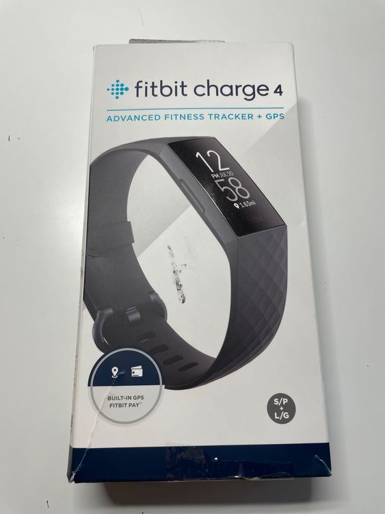 Fitbit Charge 4 Fitnesstracker - Neuwertig | Kaufen auf Ricardo