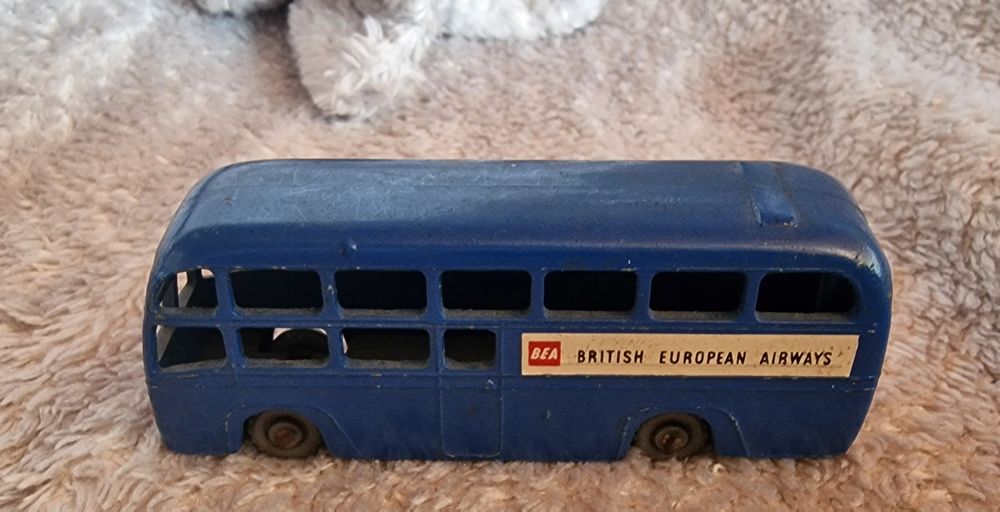 Lesney BEA Coach British European Airways Bus 58 (Neu (gemäss ...