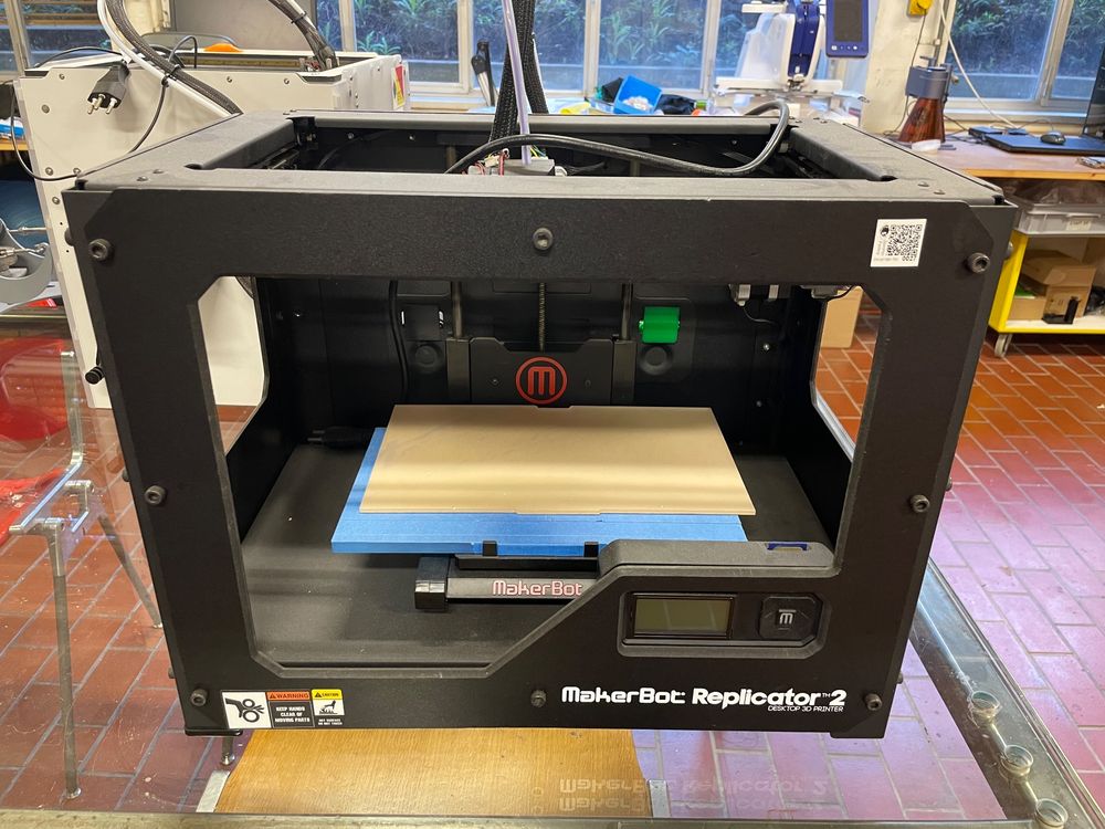 makerbot 2 3d-drucker (inkl. tragtasche!) (Defekt) in Basel für CHF 37 – mit Lieferung auf ...