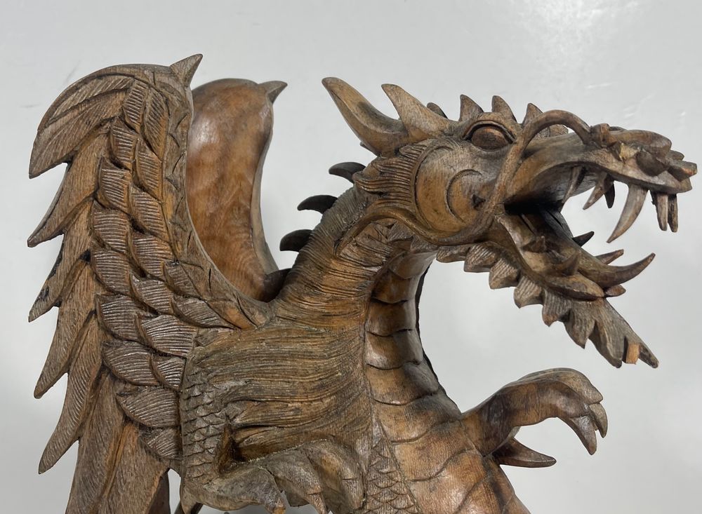 Alte China Holz Drachen mit hervorragender Schnitzerei. (Gebraucht) in ...