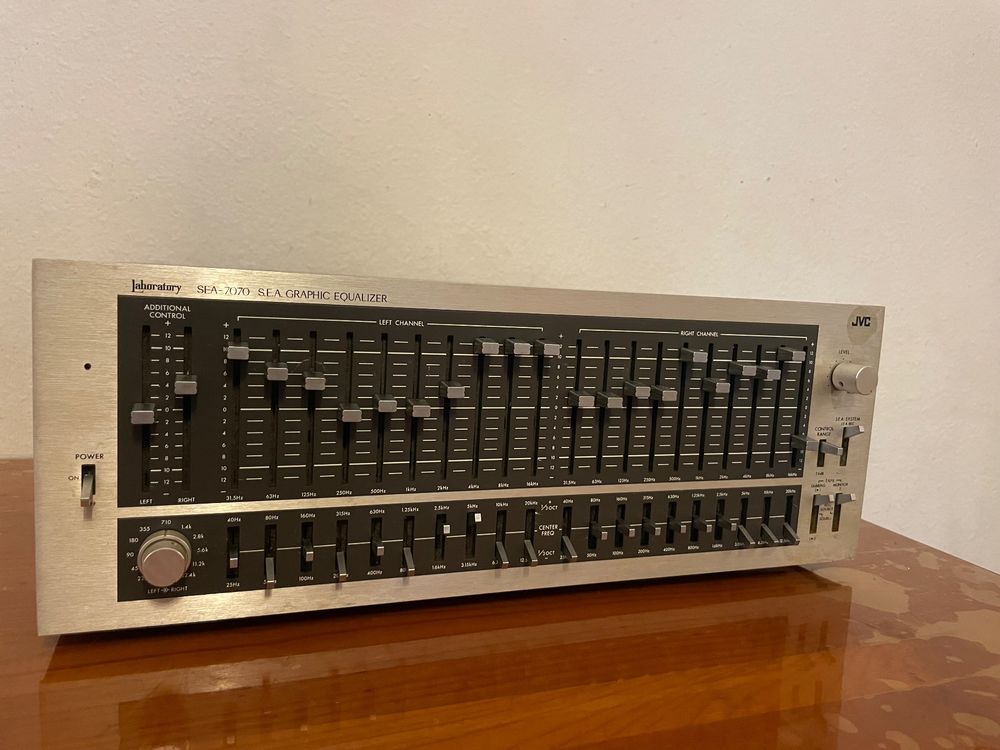 JVC SEA-7070 Vintage High End Laboratory Graphic Equalizer (Gebraucht) in Zürich für CHF 349 ...