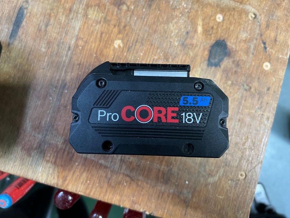 Bosch Professionell Pro Core 5.5 AMP Akku | Kaufen auf Ricardo
