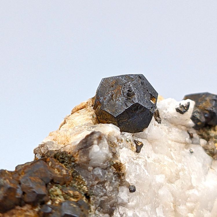 GOETHIT pseudomorph nach PYRIT, perfekter Kristall, Cuneo (Nuovo ...