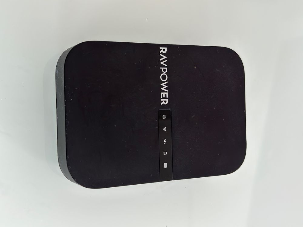 RAV Power Filehub Travel / Mobile WIFI Router and Power Bank (Gebraucht ...