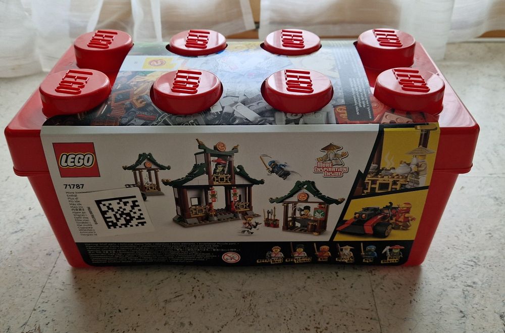 NEU Grosse Lego Ninjago Box (Neu und originalverpackt) in Engelberg für ...