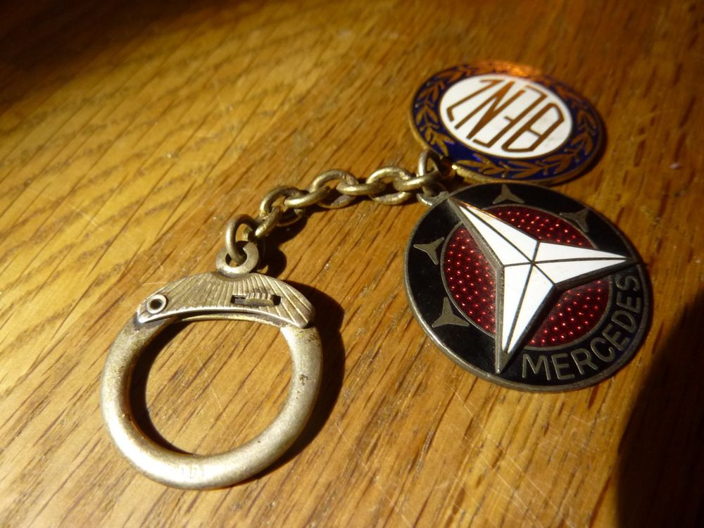Mercedes Benz Schlüsselanhänger Classic Markenzeichen 1916 | Kaufen auf ...