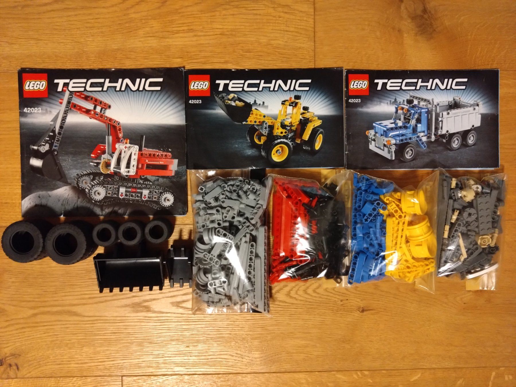 Lego Technic 42023 LKW Bagger Radlader / zerlegt+sortiert (Gebraucht ...