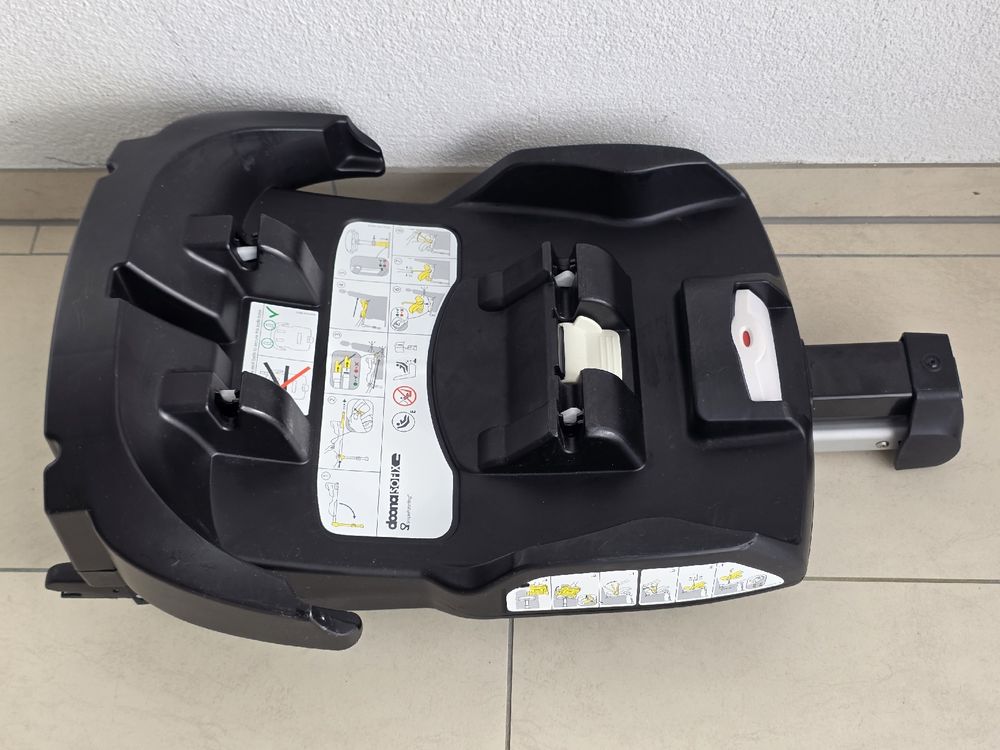 DOONA Isofix-Basis schwarz, Zustand gut (Gebraucht) in Laupen ZH für ...
