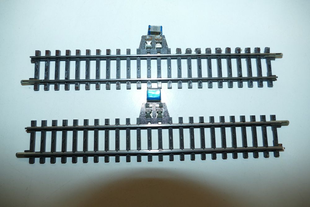 Märklin H0: 2xgerades Anschlussgleis K-Gleis Nr. 2292 (Gebraucht) in ...