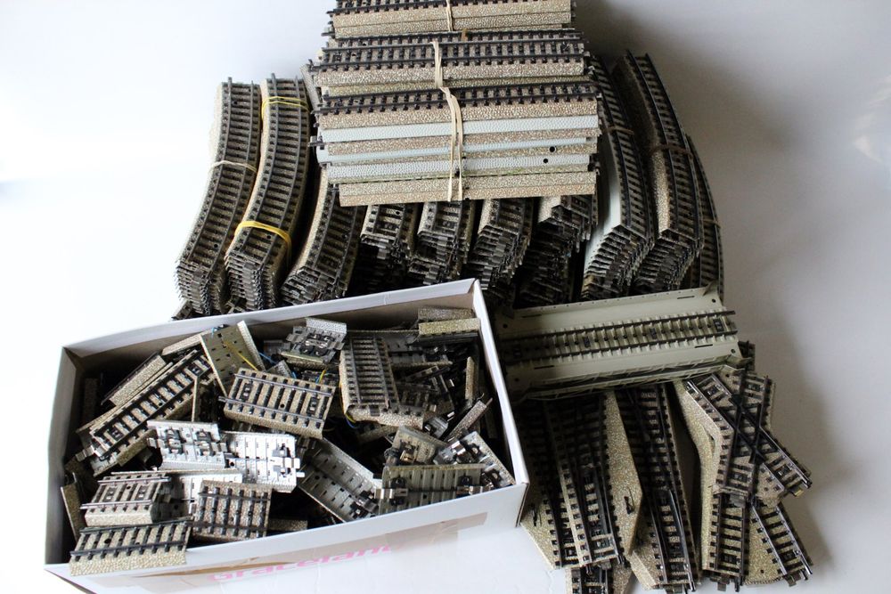 MÄRKLIN - Ein Posten M-Gleise, 363 Stück (Gebraucht) in für CHF 240 ...