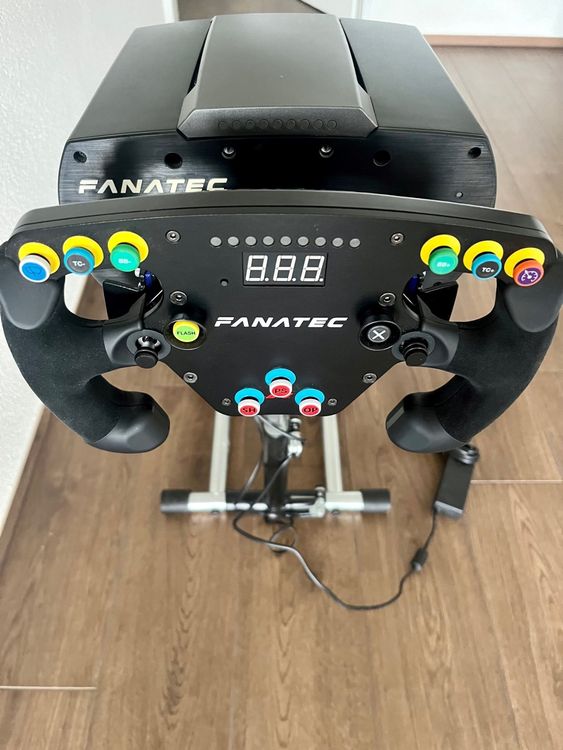 Fanatec F1 eSports + Clubsport V3 Pedale + CSL Elite base | Kaufen auf ...