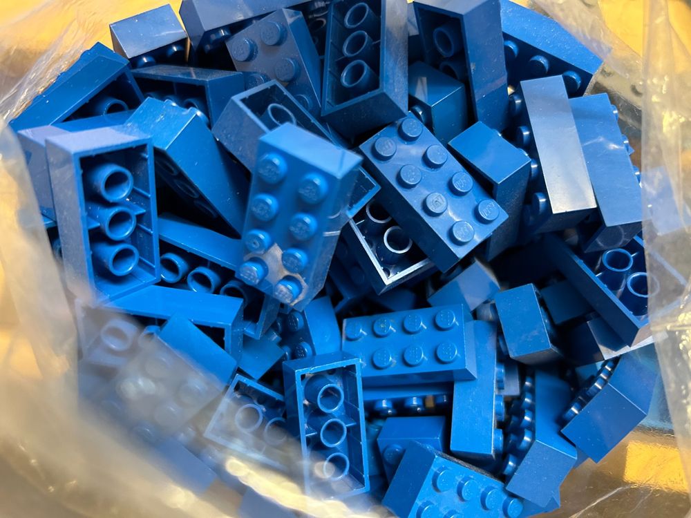 Lego 650 Gramm Stein 2x4 (3001) (Gebraucht) in Müntschemier für CHF 26 ...