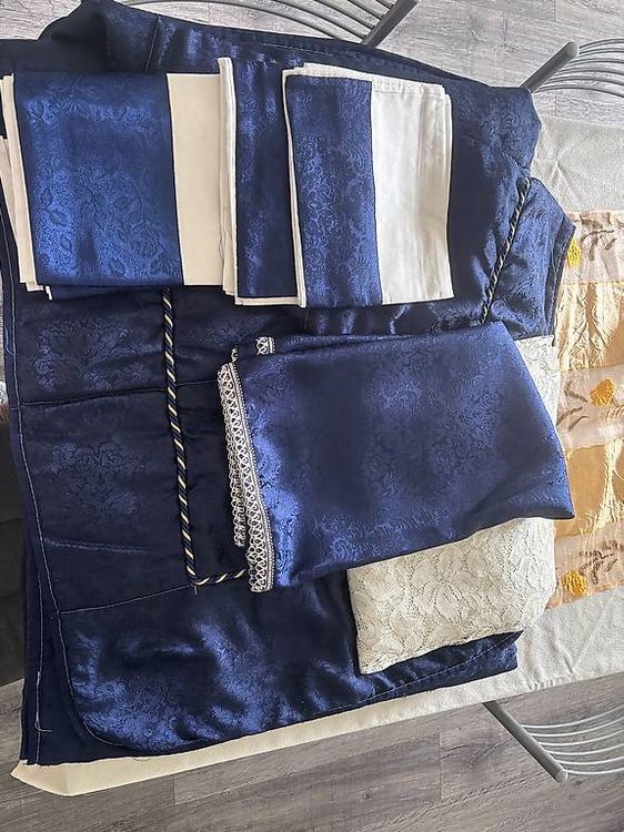 Parure complète pour chambre à coucher (D'occasion) à Salgesch pour CHF ...