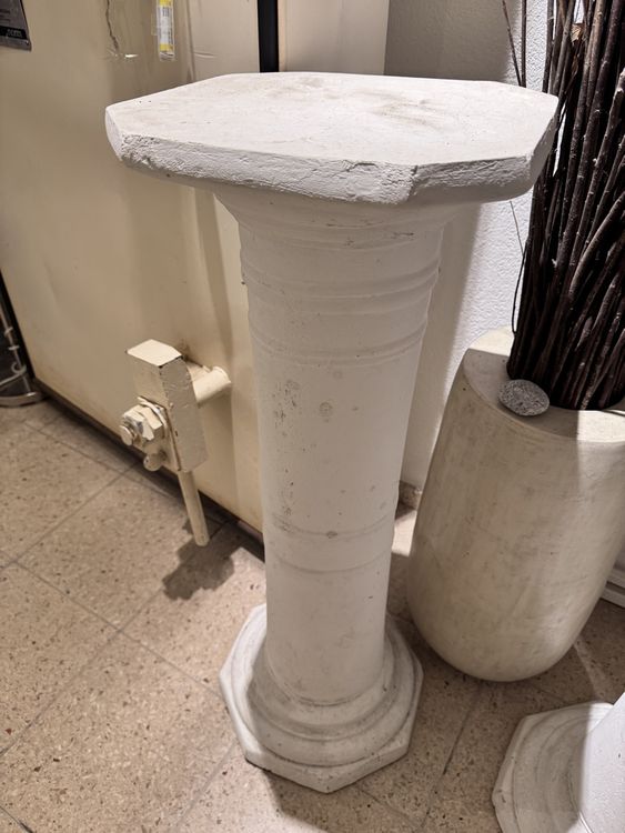 Säule/Podest Weiss fuer Innen- & Aussengebrauch, 2 Stk. (Gebraucht) in ...