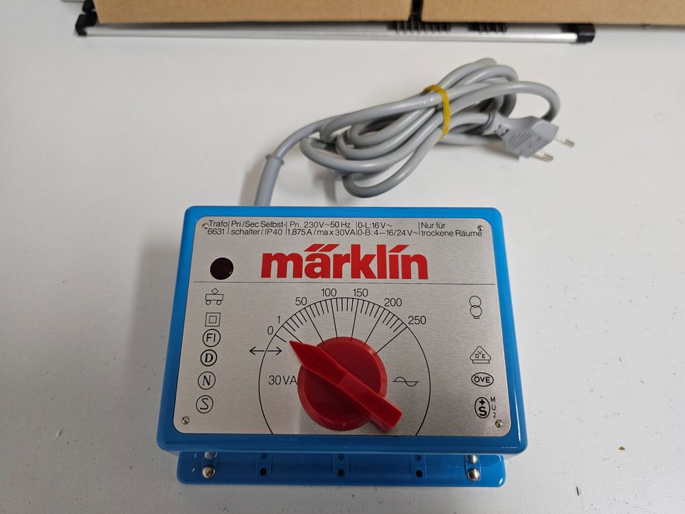 Märklin 6631 transfo 30VA dès 1.-fr (Gebraucht) in bassecourt für CHF ...