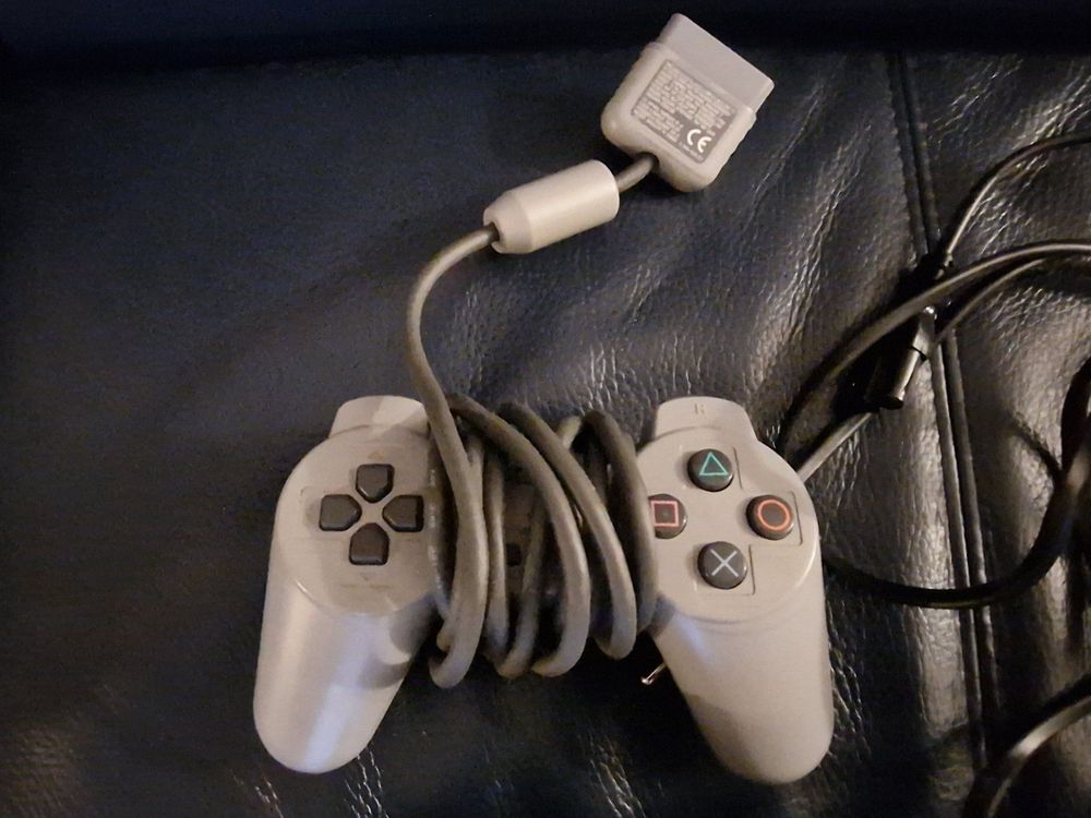 Spielkonsole Sony Playstation 1 (SCPH-5502) | Kaufen auf Ricardo