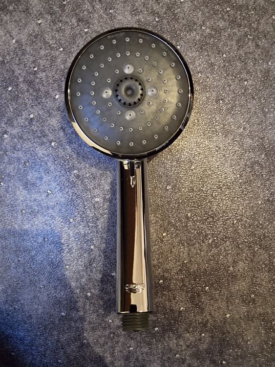Handbrause/Duschkopf von Grohe mit 3 Strahlarten | Kaufen auf Ricardo