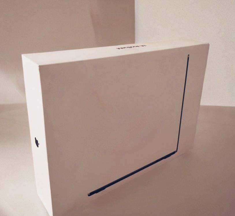 MacBook M3/ 13“/ 8GB/ 512GB/ Apple MB Air (Neu und originalverpackt) in ...