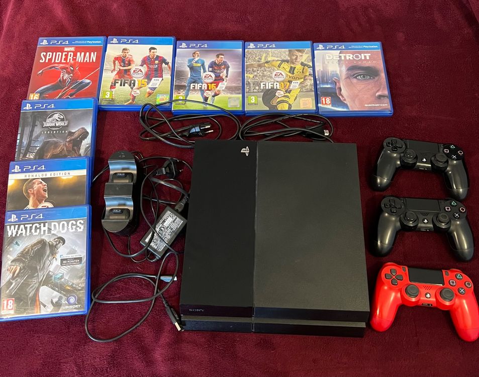 Playstation4 + 3 Controller + 8 Spiele (Gebraucht) in Kehrsatz für CHF 150 – mit Lieferung auf ...