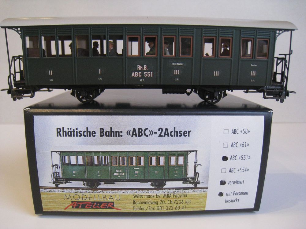 Pirovino, Rhb 2 Achser Personenwagen ABC 551, Figuren+Finish (Gebraucht ...