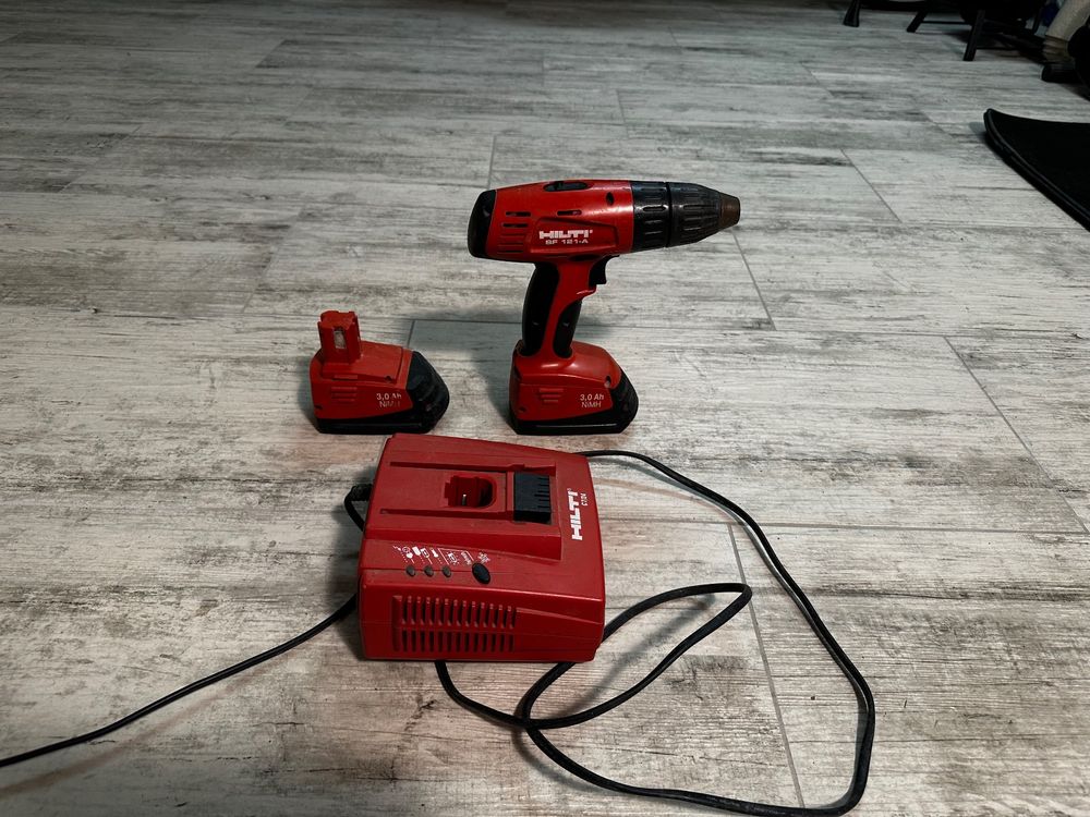 Hilti Akku Bohrmaschine (Gebraucht) in Kreuzlingen für CHF 30 – mit Lieferung auf Ricardo kaufen