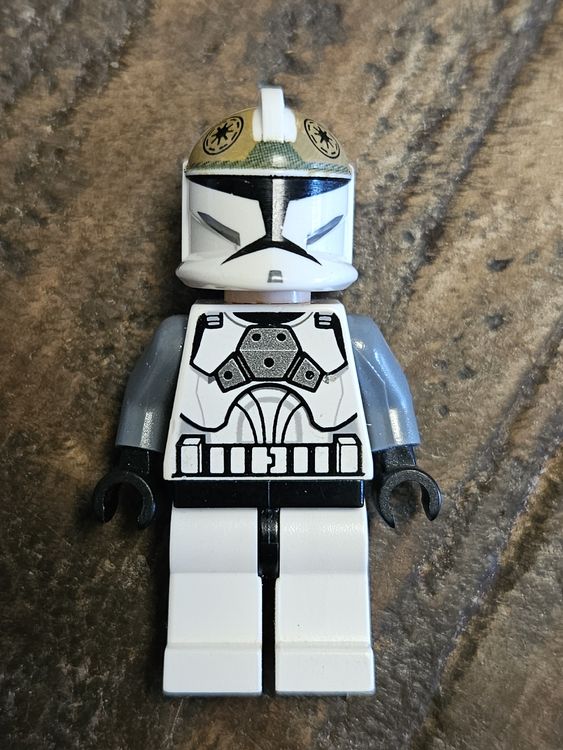 lego figurine star wars sw0221 Clone Trooper Gunner (Gebraucht) in Confignon für CHF 8 – mit ...