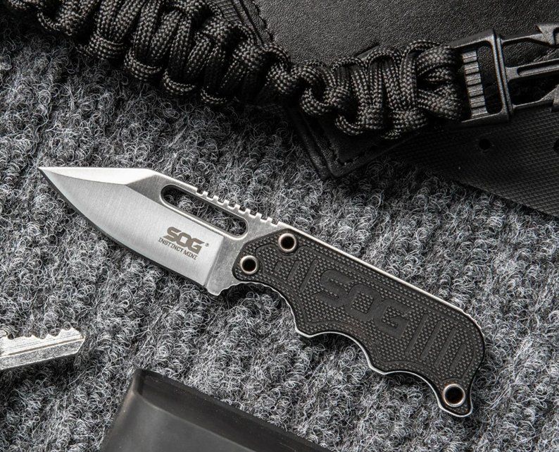 SOG mini Instinkt Messer/Neck - Nife Messer/ AKTION (Neu und originalverpackt) in Thusis für CHF ...