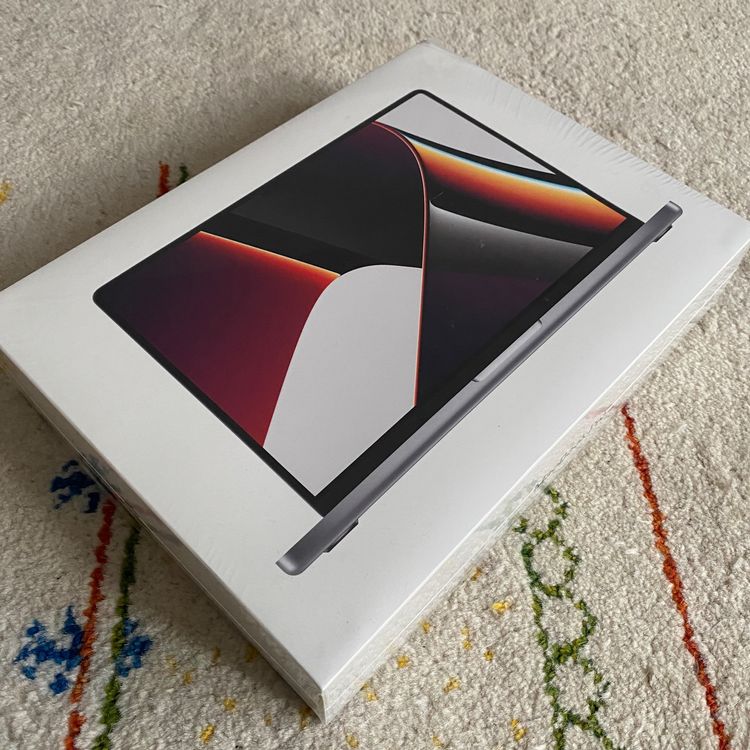 Box für Macbook Pro 14 M1 Spacegray | Kaufen auf Ricardo
