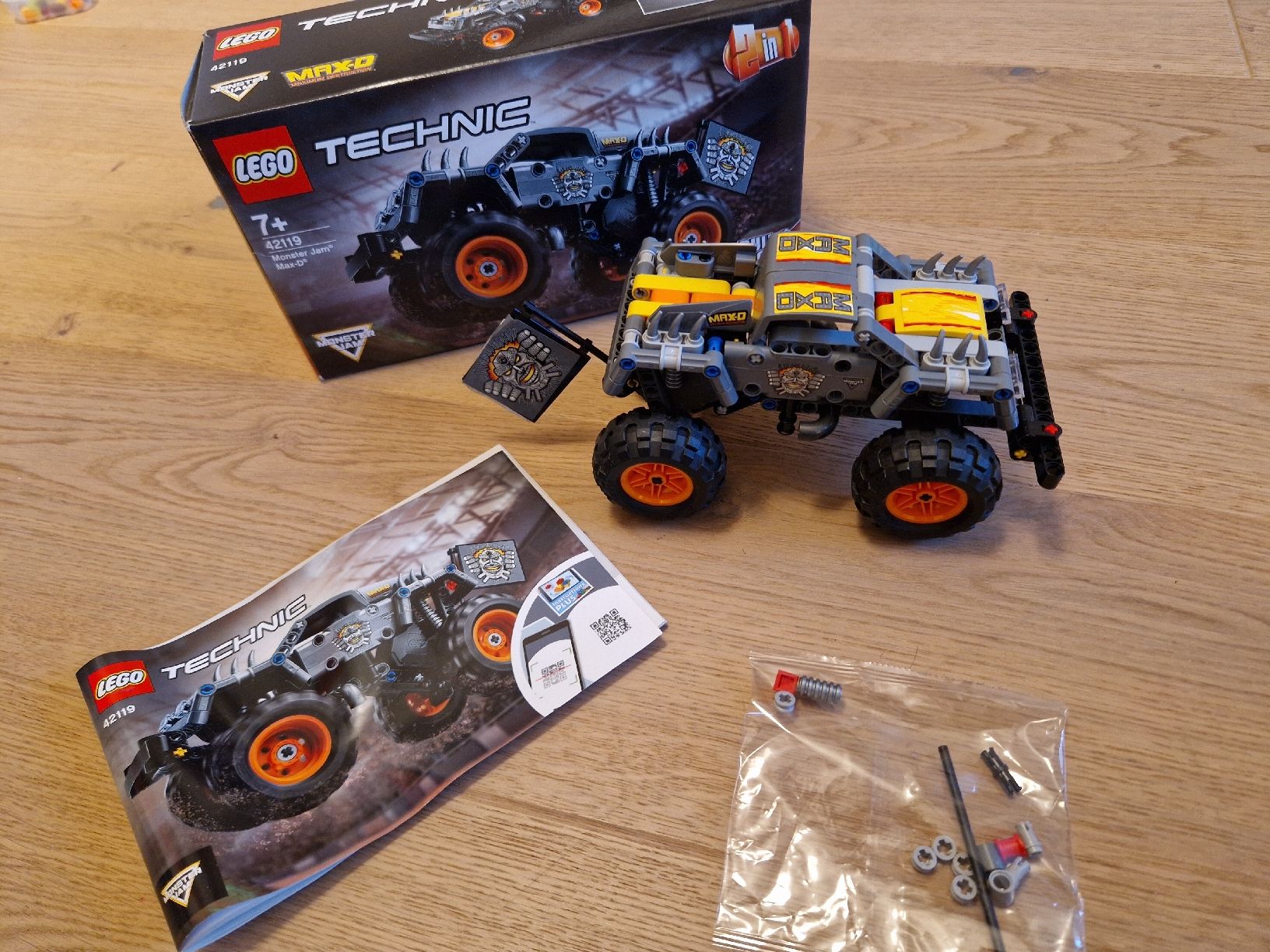 Lego Technic Monster Jam Max-D 42119 (Gebraucht) in Basel für CHF 20 – mit Lieferung auf Ricardo ...