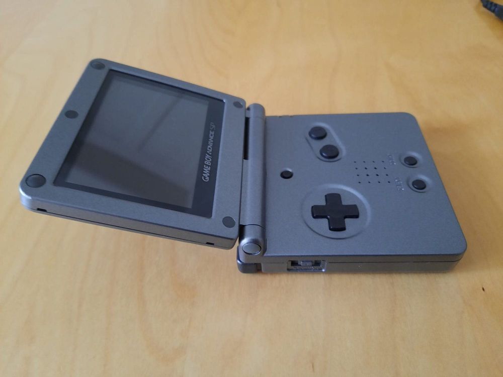 Gameboy Advance SP AGS101 Graphite Black (Gebraucht) in Bern für CHF ...