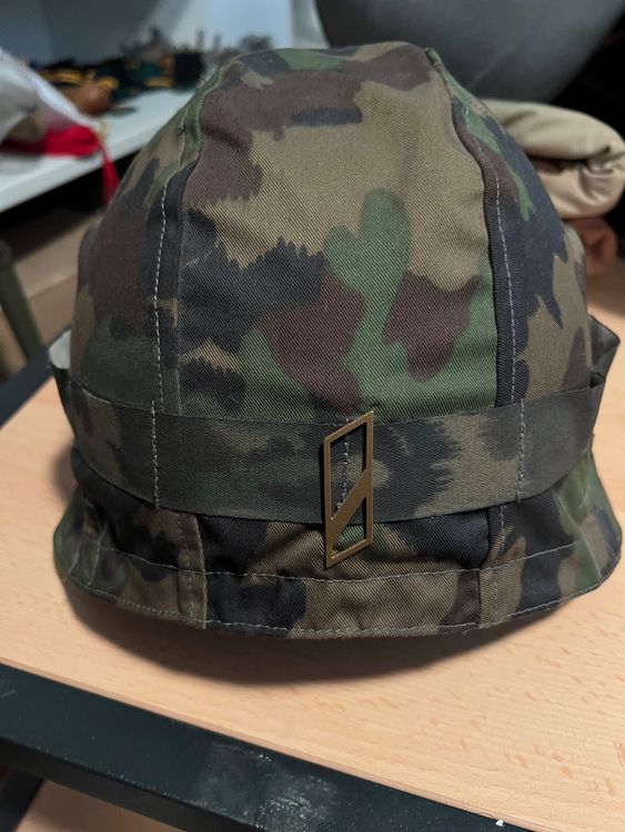 Helm (Gebraucht) in monte carasso für CHF 35 – mit Lieferung auf ...