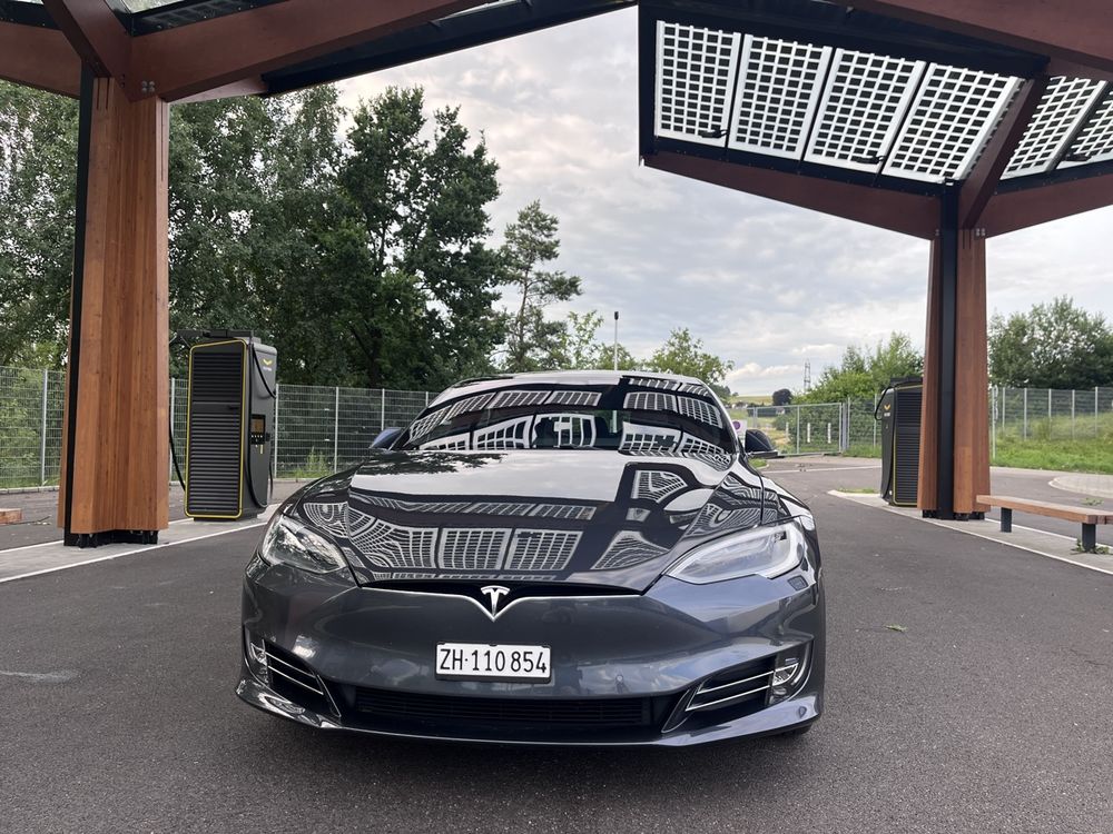 Tesla Model S Long Range/ Dual Motor Raven (Gebraucht) in Oetwil a d ...
