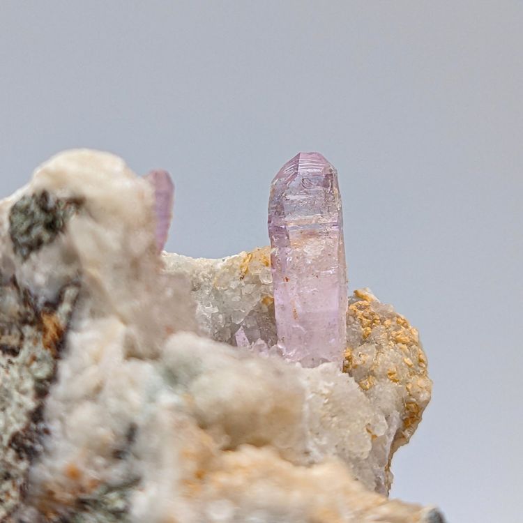 Seltener Italienischer AMETHYST, intensive LILA Farbe (Neu (gemäss Beschreibung)) in Balerna für ...