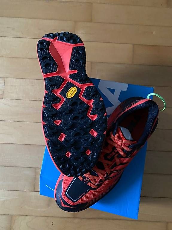 Chaussure de Trail Hoka SpeedGoat 2 (D'occasion) à Farvagny-le-Grand ...