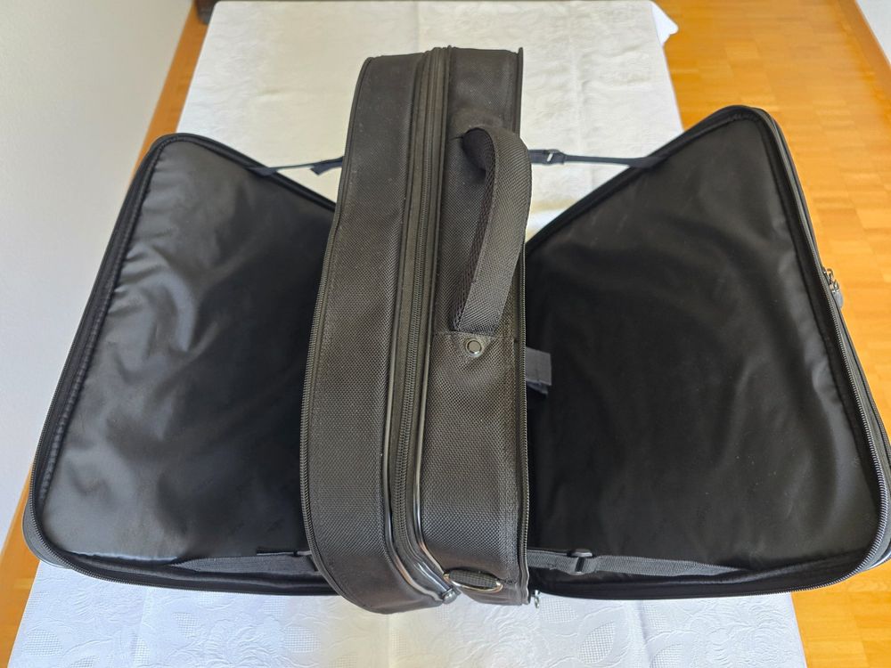 Fujitsu CELSIUS-H700, Dockingstation, Laptoptasche, Zubehör (Gebraucht ...