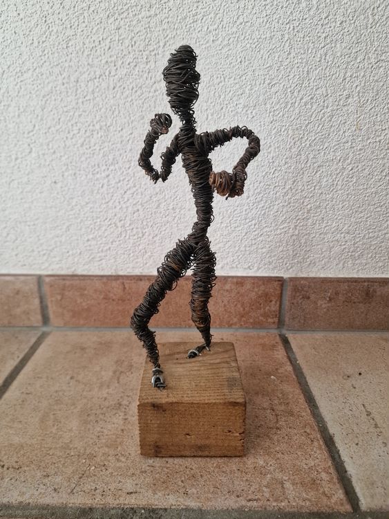 Drahtfigur Tänzer Skulptur Deko Figur Handarbeit Unikat (Gebraucht) in Pfaffnau für CHF 18 – mit ...
