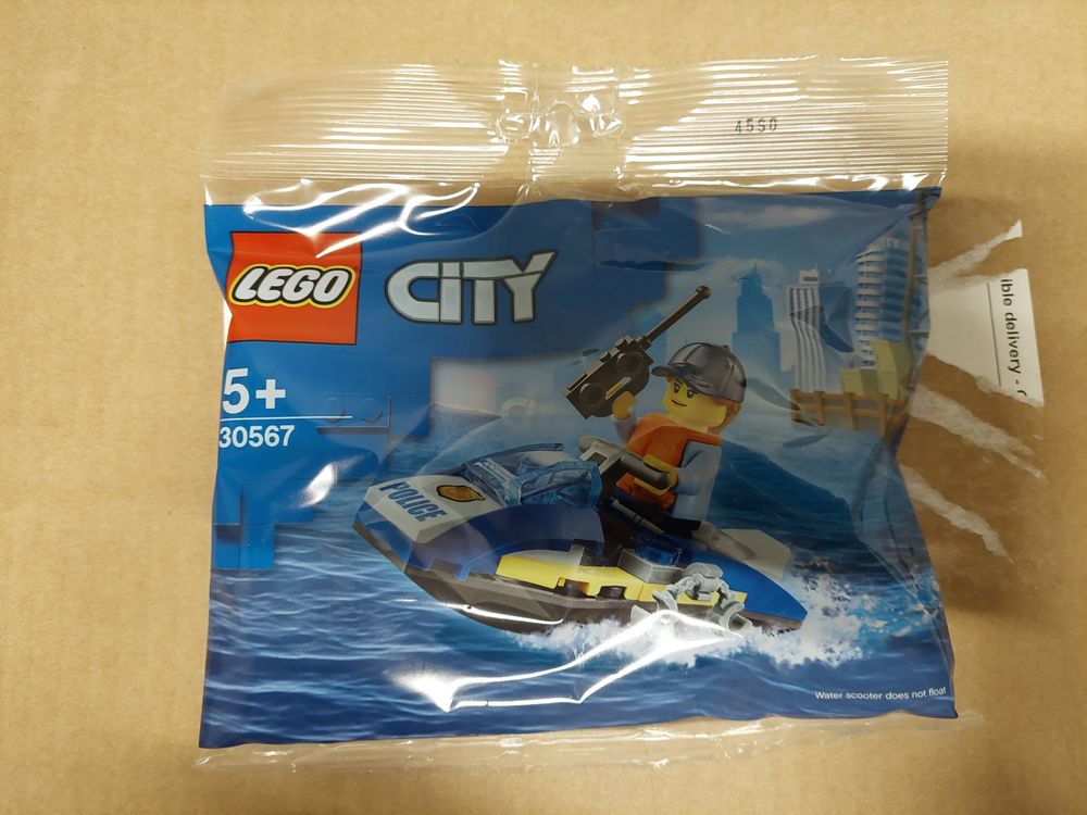 Lego 40512 VIP Fun and Funky VIP Add on Pack + 30567 Polizei (Neu und ...