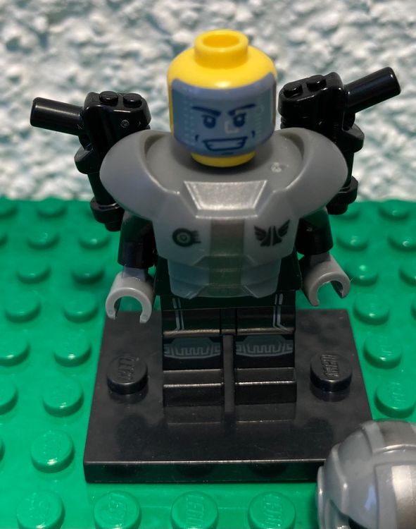LEGO® Minifigures Series 13 Galaxy Trooper #16 | Kaufen auf Ricardo