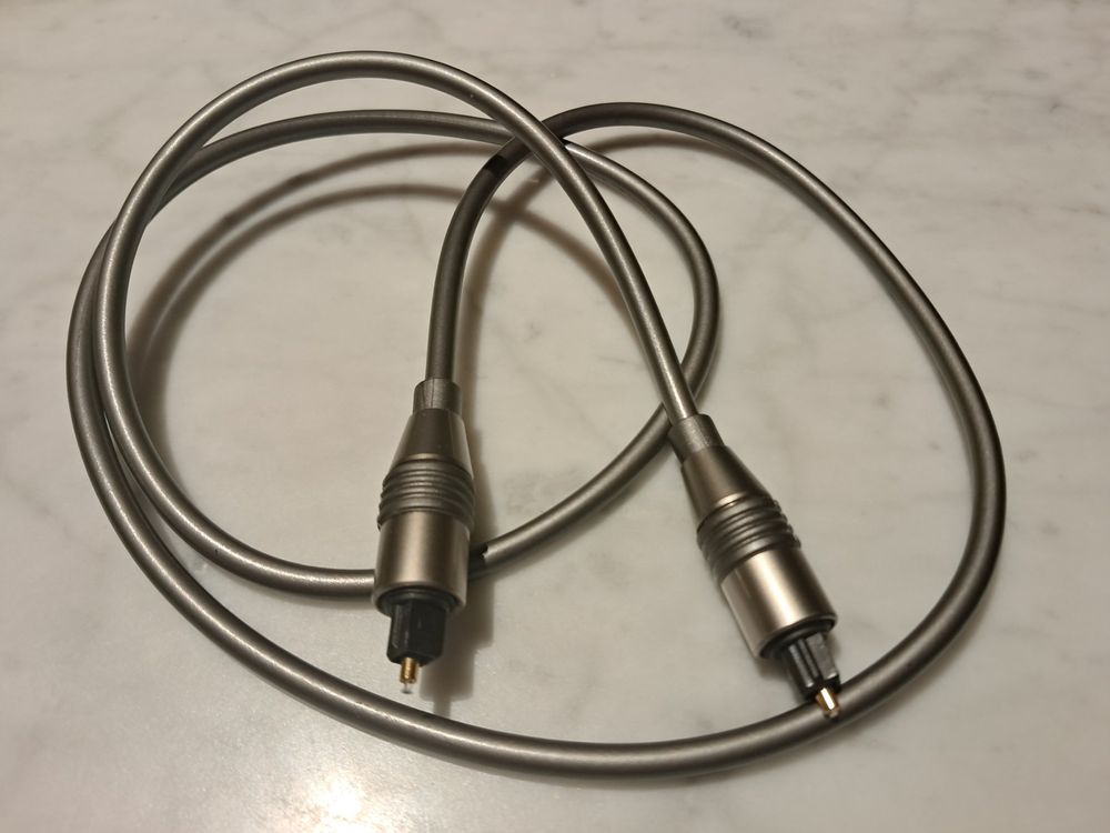 Qualität Optisches (Toslink) M/M-Kabel 1m (Gebraucht) in Bern für CHF 4 ...