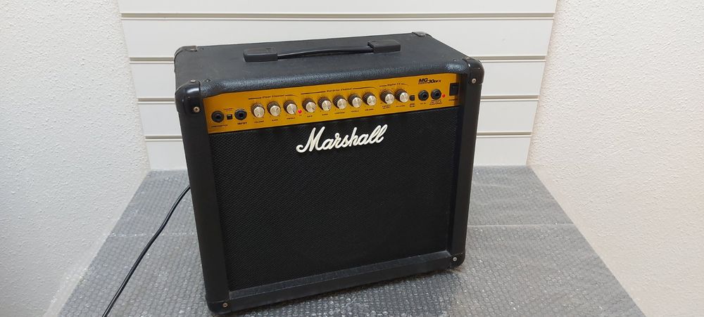 Marshall MG 30 DFX e-gitarre amp. (Gebraucht) in Glattbrugg für CHF 159 ...