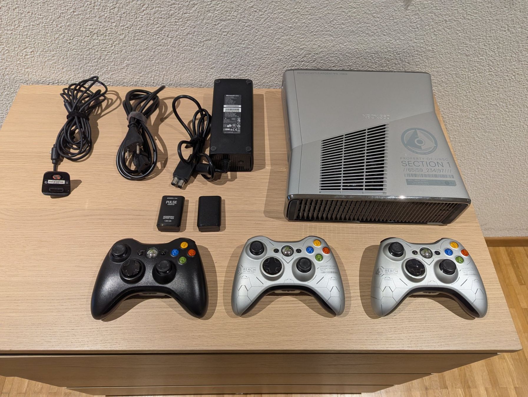 Xbox 360S 250 GB Halo: Reach - Limited Edition + 18 Spiele (Gebraucht ...