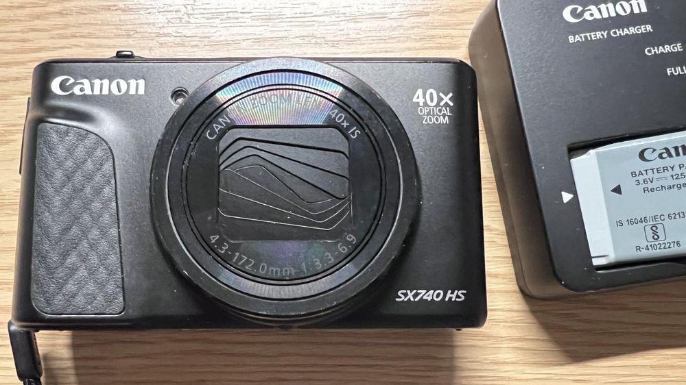 Canon PowerShot SX 740 HS (Gebraucht) in Cham für CHF 525 – mit Lieferung auf Ricardo kaufen