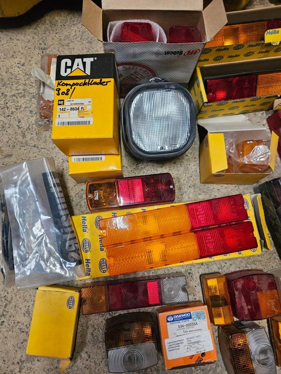 Baumaschinen Anhänger Lampen Blinker Scheinwerfer Pos licht (Neu ...