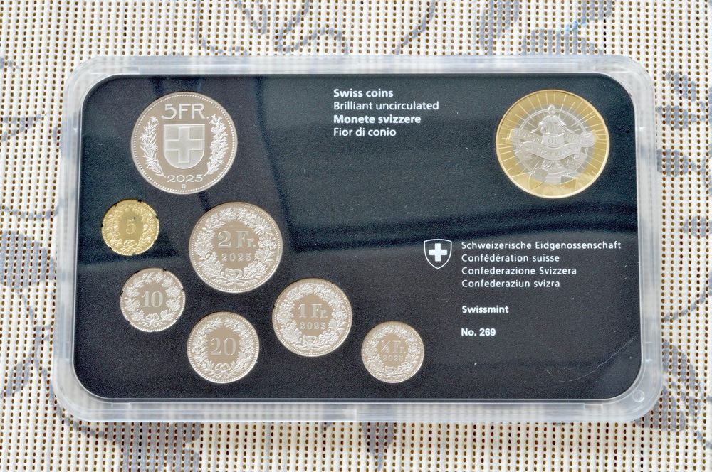 Münzsatz WMF 2025 (Neu und originalverpackt) in Oberglatt ZH für CHF 650 – mit Lieferung auf ...