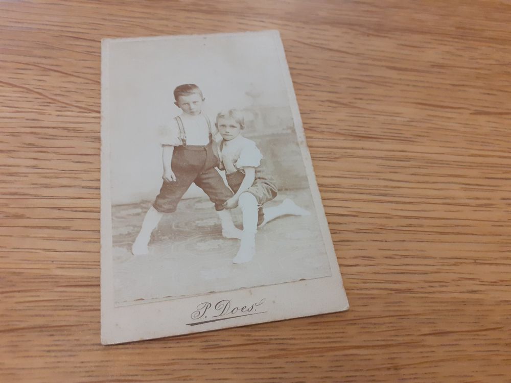 SCHWIIZER CHIND DAZUMAL -2 BUEBE als RINGER -SOLOTHURN OLTEN (Gebraucht ...