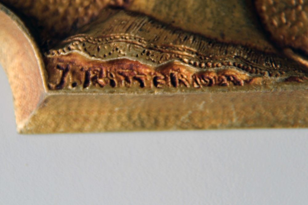 2 Bronze-Relief Damenprofil - J. Käser-Ritter, Basel 1922 (Gebraucht ...