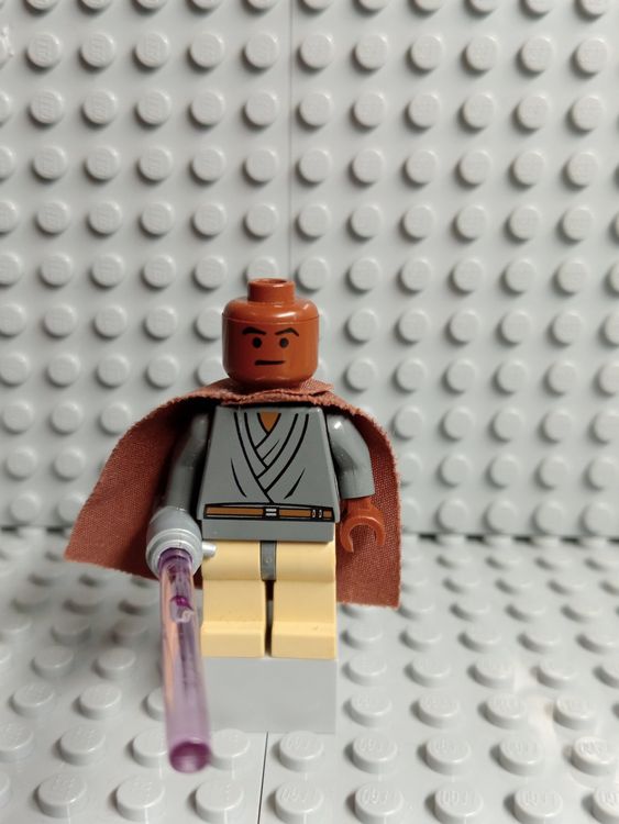 Lego Star Wars - Mace Windu with Light-Up Lightsaber | Kaufen auf Ricardo